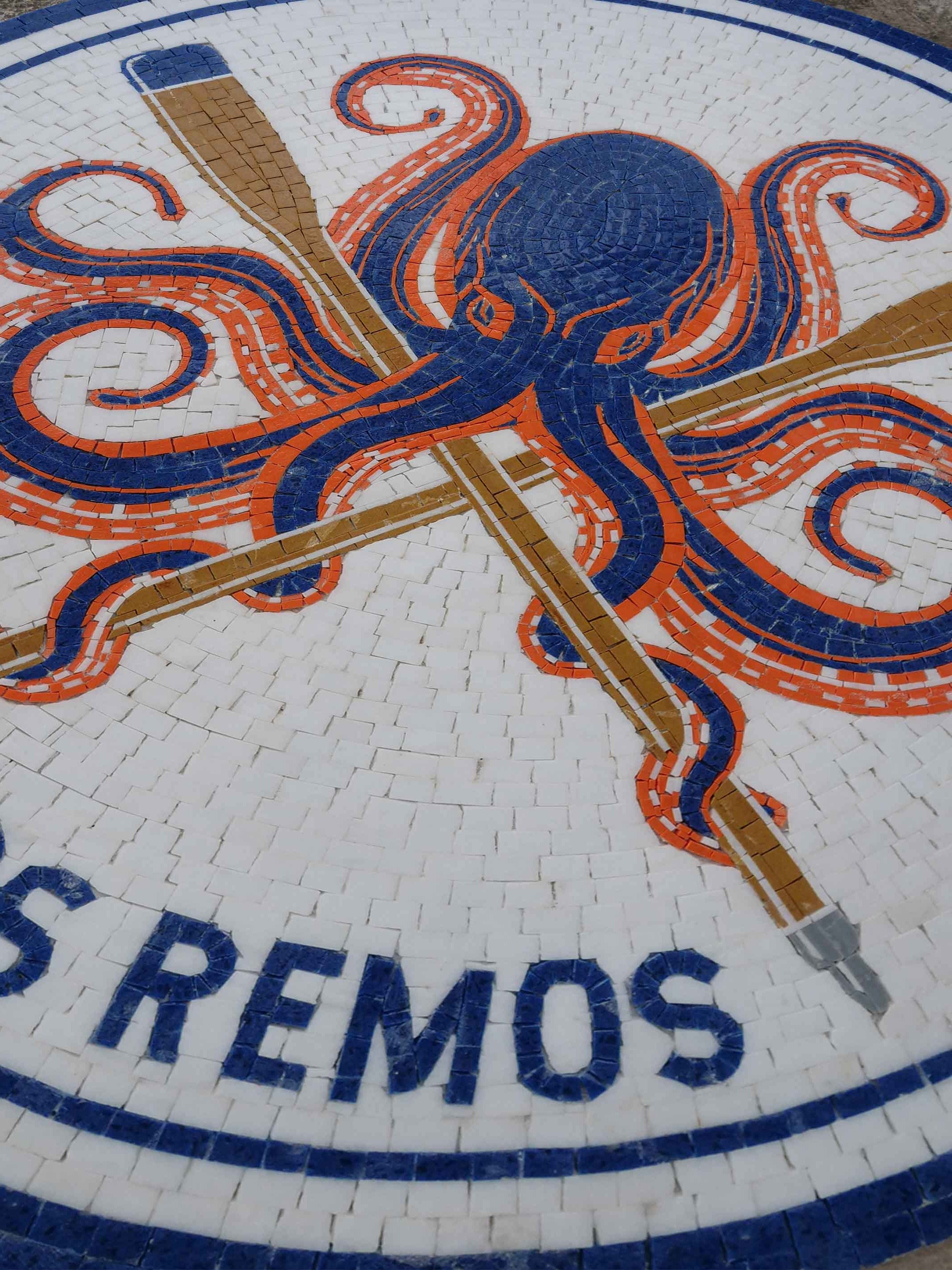 Custom Mosaic Sign for Los Remos – Mozaico