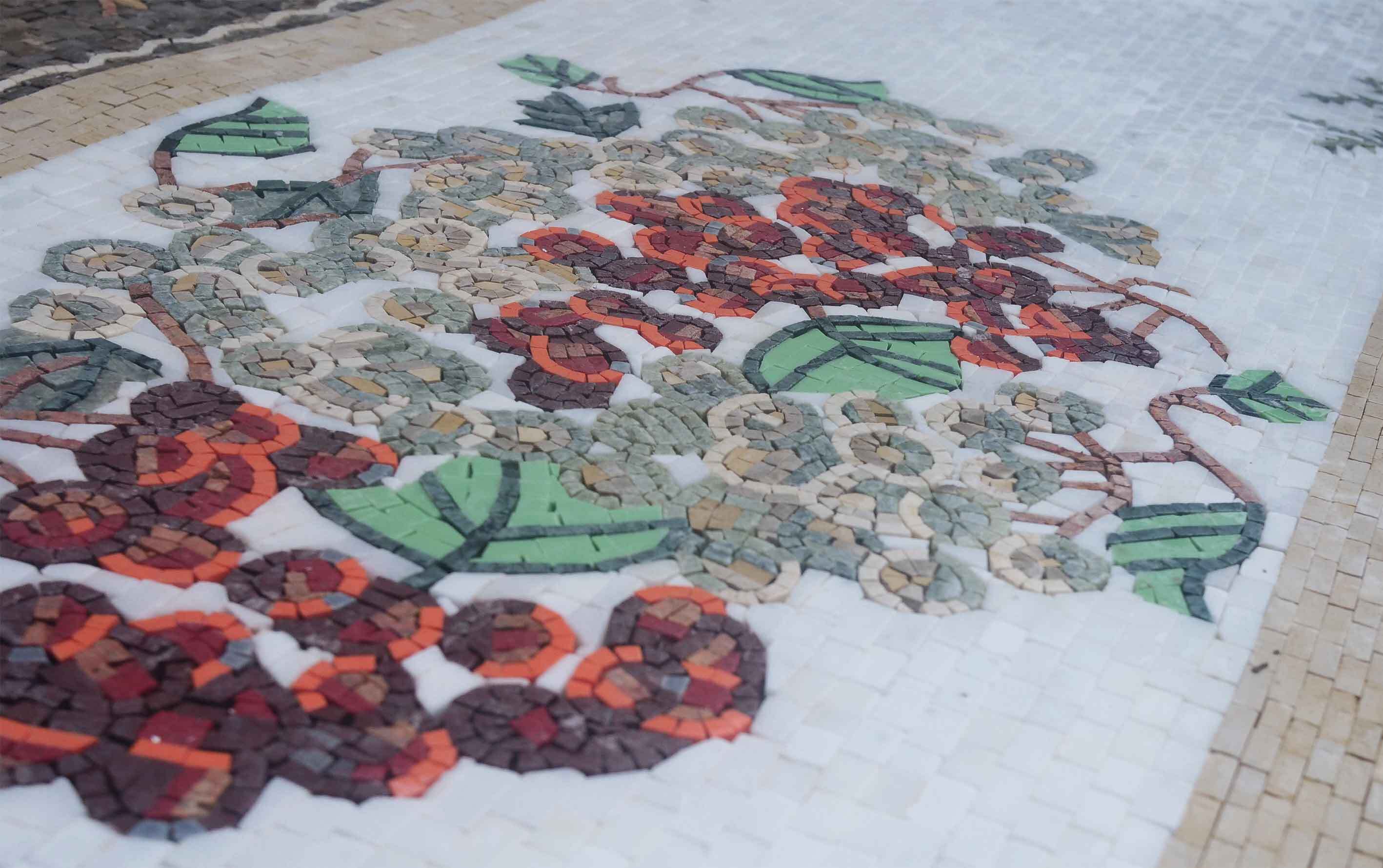 Grape Mosaic Carpet Art | Mozaico