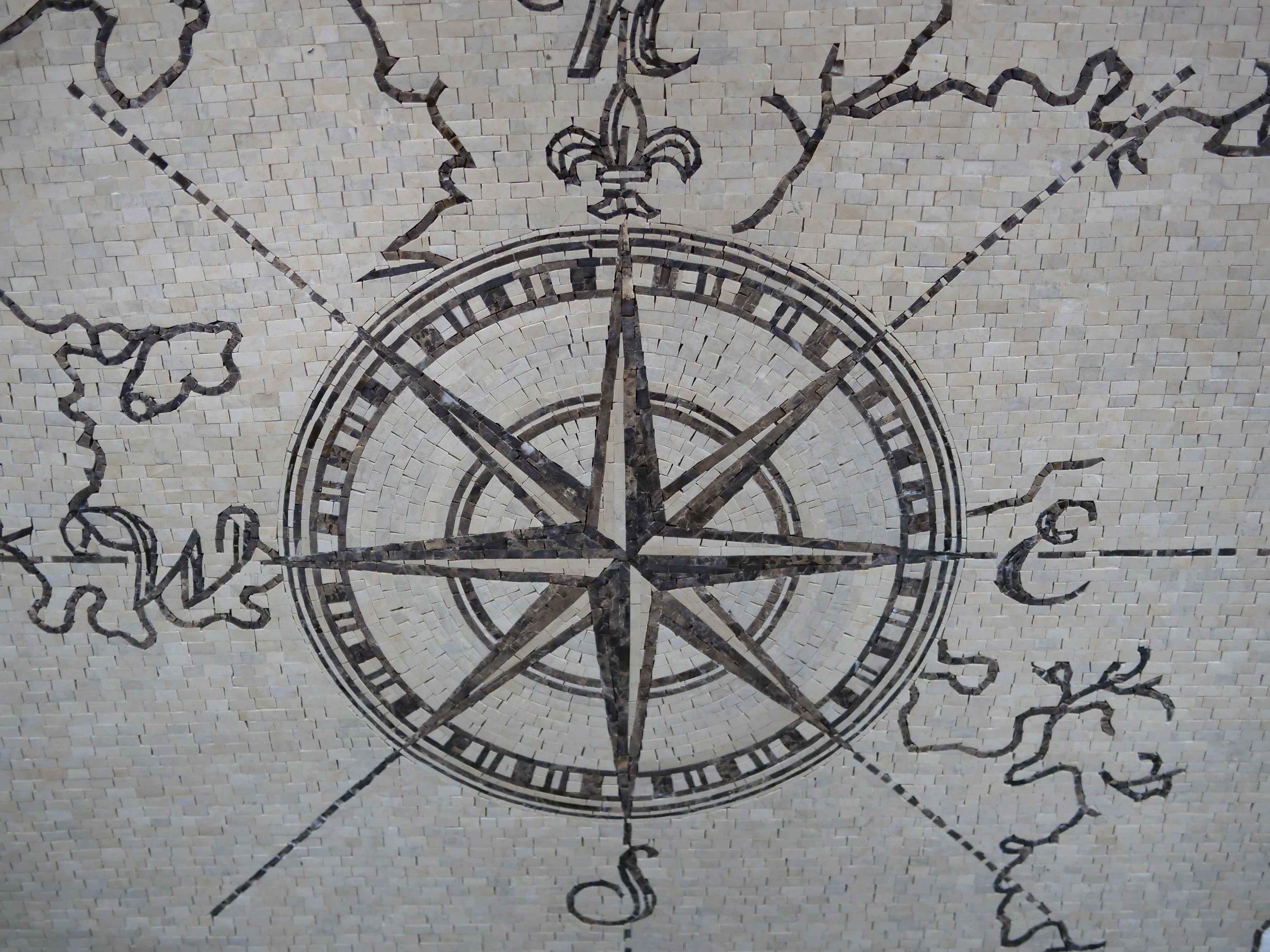 Mosaic Wall Decor | Ancient Compass | Mozaico